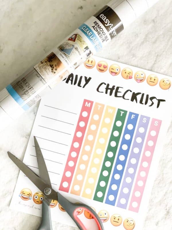 How to Laminate Paper Without a Machine (3 Easy DIY Methods) - The ...