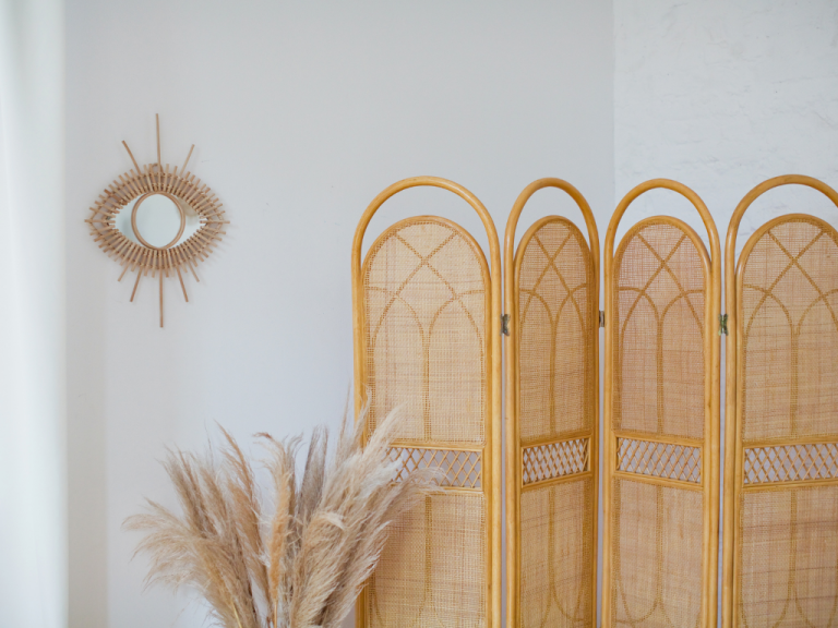 How to Make a Room Divider: DIY Ideas to Transform Your Space on a ...